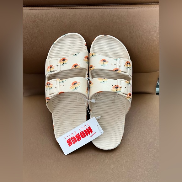 Freedom Moses | Shoes | Nwt Freedom Moses Slides Sandals Calypso Stone ...